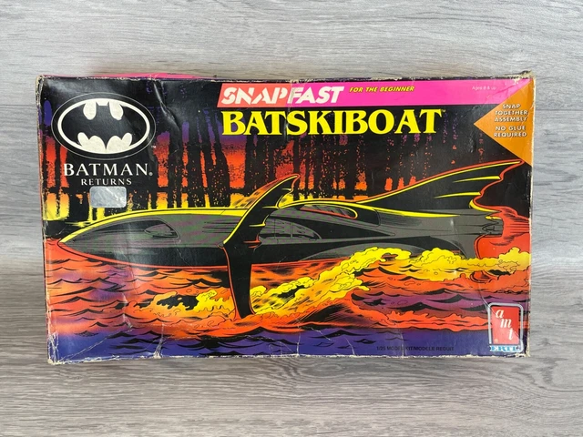 AMT ERTL SNAPFAST Model Kit Batman Returns Batskiboat, 1992 £24.99 ...