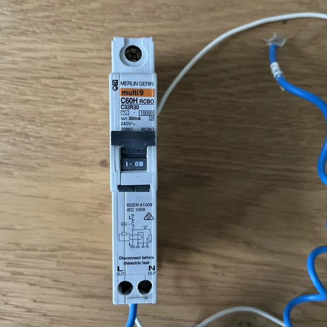 SCHNEIDER MERLIN GERIN multi 9 C60H rcbo C32 R30 £16.15 - PicClick UK