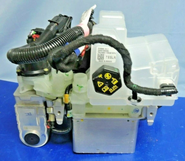 REPAIR SERVICE TESLA Model 3 (2019-2023) Super manifold Octovalve £299. ...