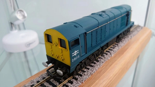 WRENN W2230. BO-BO DIESEL CLASS 20 FABULOUS DISPLAY CONDITION £79.00 ...