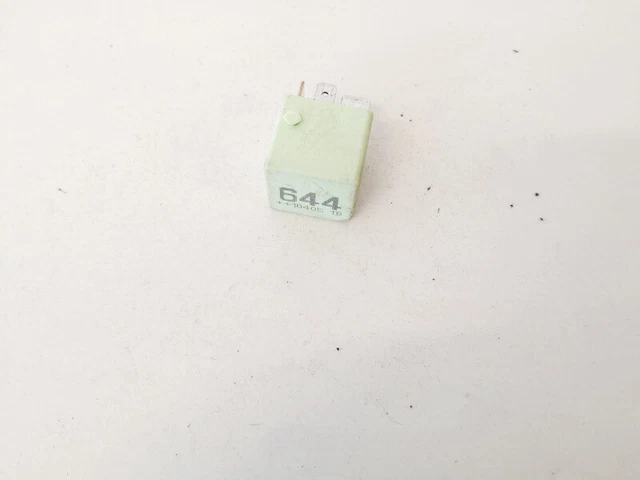 4H0951253 V23136-J0006-X079 BXE Relay module FOR Skoda Octavia 201 ...