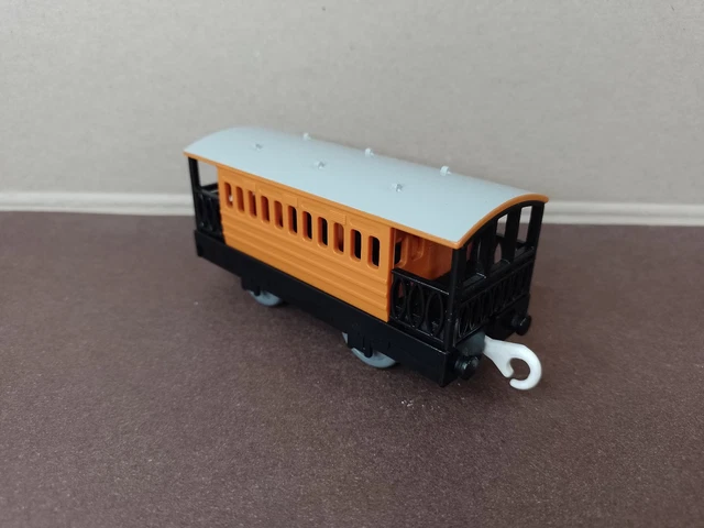 HENRIETTA - TOMY Trackmaster - Thomas And Friends £6.99 - PicClick UK