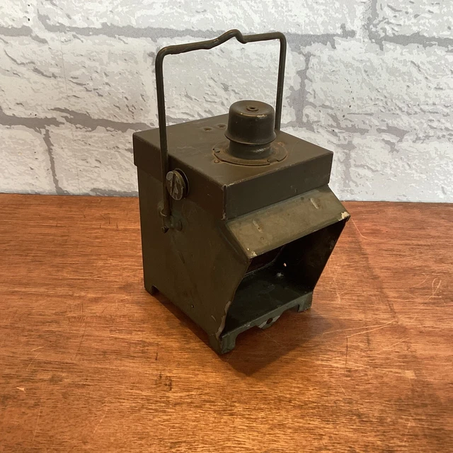 VINTAGE WW2 BRITISH Army Convoy/Traffic Lantern Electric Traffic No. 2 ...