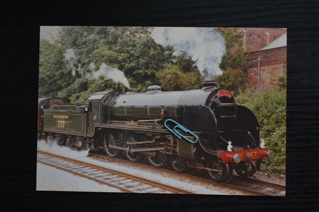 TRAIN PHOTOGRAPH OF Southern Railway Locomotive No 777 Sir Lamiel (E88 ...