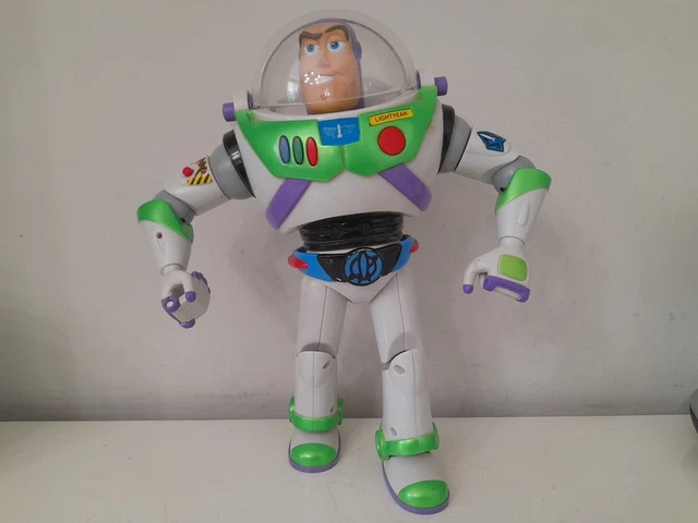 DISNEY PIXAR TOY Story Buzz Lightyear Talking Action Figure Hasbro 2001 ...