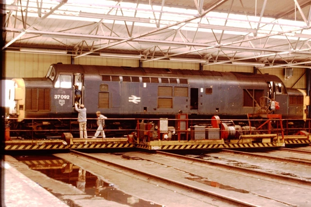 1980S BRITISH RAIL BR Diesel Loco 37092 Crewe Carlisle Railway Slide 1927 £3.99 - PicClick UK