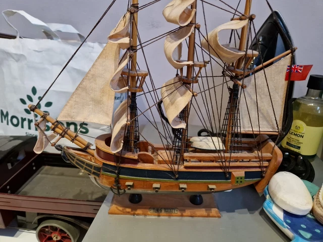 H.M.S BOUNTY MODEL Ship / Wooden Figure Plaque & Plinth £30.00 ...