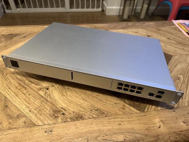 UBIQUITI NETWORKS UNIFI Dream Machine Pro Network Switch £298.00 ...