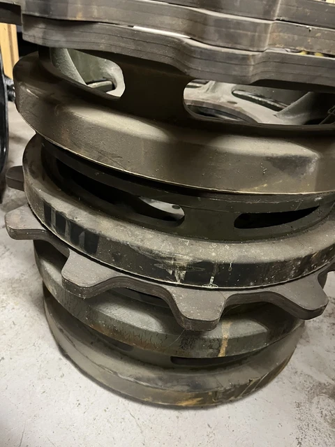 CVRT DRIVE SPROCKETS And Carrier Wheels , Full Set £1,000.00 - PicClick UK