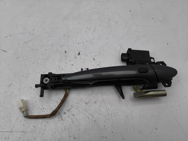 LEXUS IS 220D-250-350 2007 Diesel Poignée extérieure avant 130kW ...