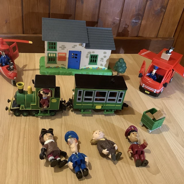 POSTMAN PAT TOY Bundle Helicopter - Greendale Rocket - Van - Figures ...