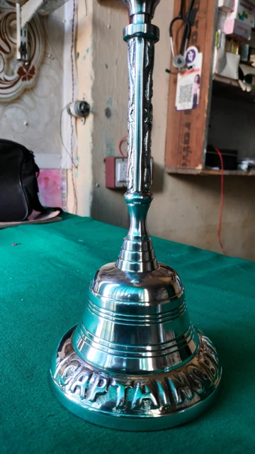 ANCIENNE CLOCHE EN laiton cloche en laiton moulé cloche en laiton ancienne cl... EUR 40,61 ...