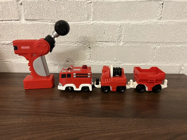 FISHER PRICE GEOTRAX RED FIRE TRUCK RAPID RESCUE FIRE SQUAD RC TRAIN ...