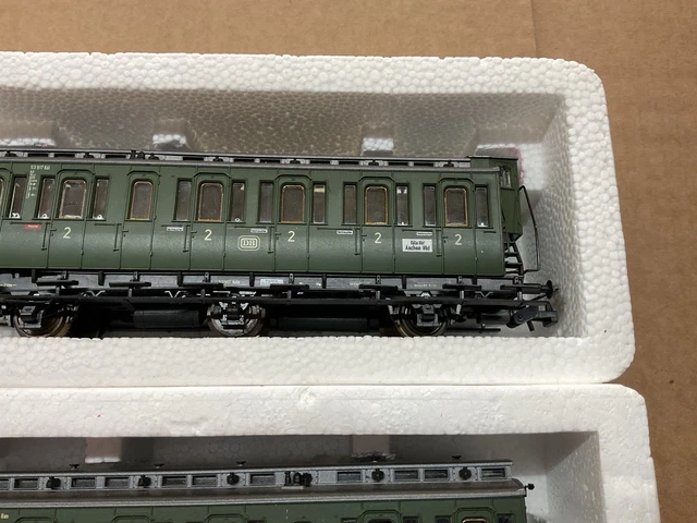 ROCO HO SCALE Passenger Coach Cars Wagons 2X Kpev Db Green 2/3 & 4 ...