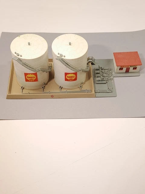 N GAUGE VINTAGE German kit fuel storage tanks industrial building Kibri ...
