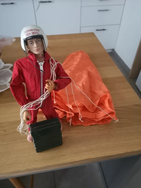 ACTION MAN PALITOY, Red Devil(Figure Not Included) EUR 25,00 - PicClick FR