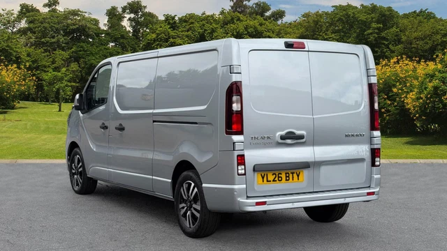 2026 RENAULT TRAFIC Lwb Diesel LL30 Blue dCi 150 Extra Sport [Safety ...