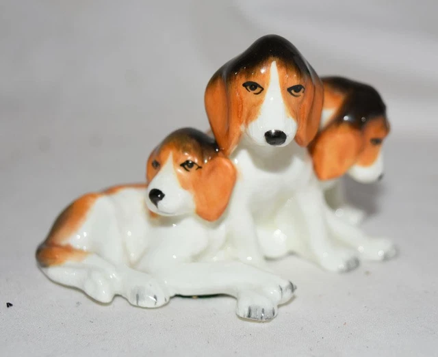 ROYAL WORCESTER ENGLAND Beagle Hunting Dogs Figurine 3132 Doris Lindner ...