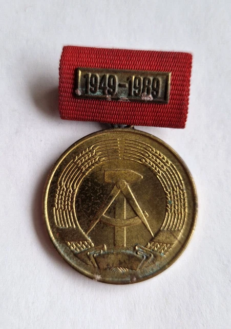 ORIGINAL DDR MEDAILLE --40 Jahre DDR 1949-1989-- EUR 9,00 - PicClick DE