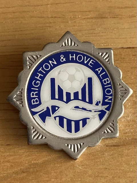 BRIGHTON & HOVE Albion Football Badge. £5.92 - PicClick UK