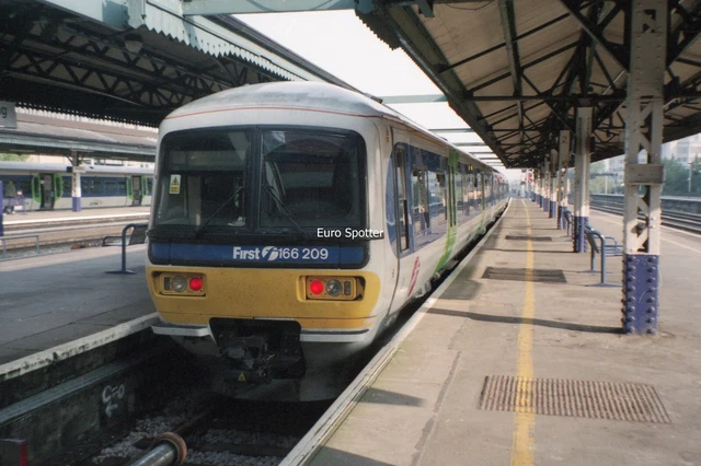 B130N 35MM NEGATIVE First Class 166 166209 @ Reading (2) £2.54 ...