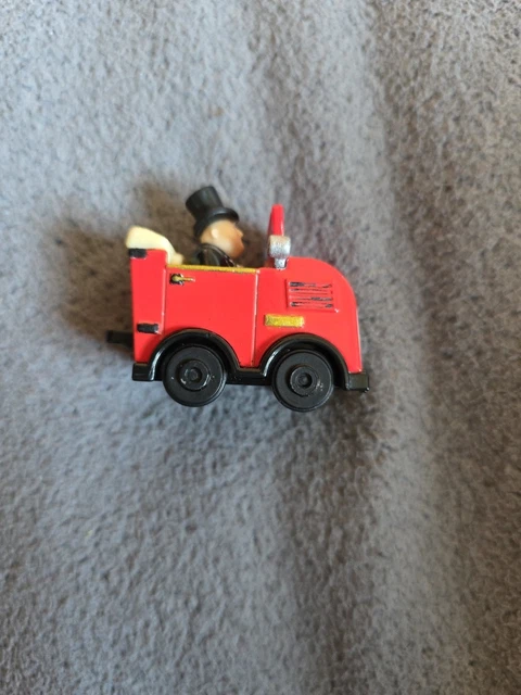 THOMAS AND FRIENDS All Engines Go Push Along Winston Diecast Engine £5. ...