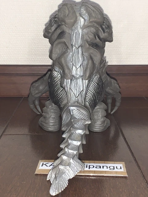 1999 BANDAI ORGA 6 1/2" tall Figure Godzilla 2000 MILLENNIUM Kaiju ...