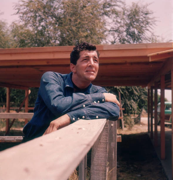 AMERICAN ACTOR AND singer Dean Martin on his ranch circa 1965 - 1965 ...
