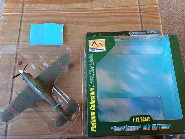 EASY MODEL PLATINUM 1:72 Model Hawker Hurricane MKII Soviet Russian AF ...