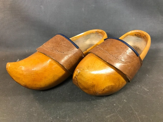 ANCIENNE PAIRE DE sabot en bois et cuir campagne vintage art populaire ...