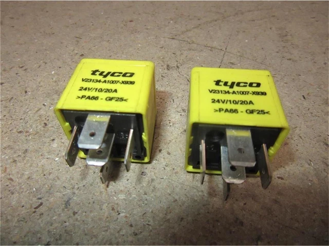 MERCEDES BENZ GENUINE MB Trac W440 Relay A0005458705 NEW £9.73 ...