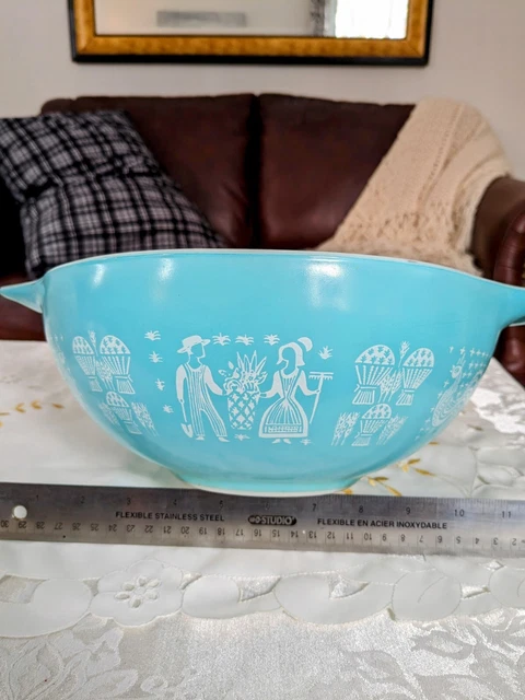 VINTAGE PYREX #444 Cinderella Mixing Bowl Amish Butterprint 4 Quart $60 ...