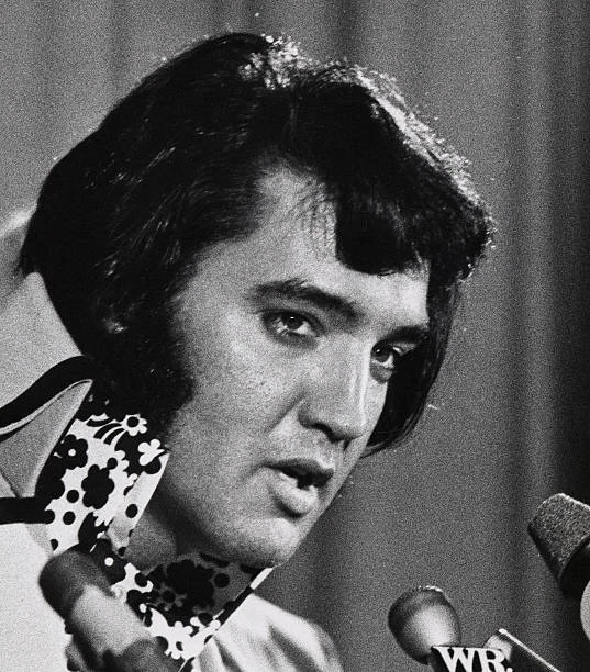 Elvis Presley Holds Press Conference 1972 Old Photo 4 9 00 Picclick Au