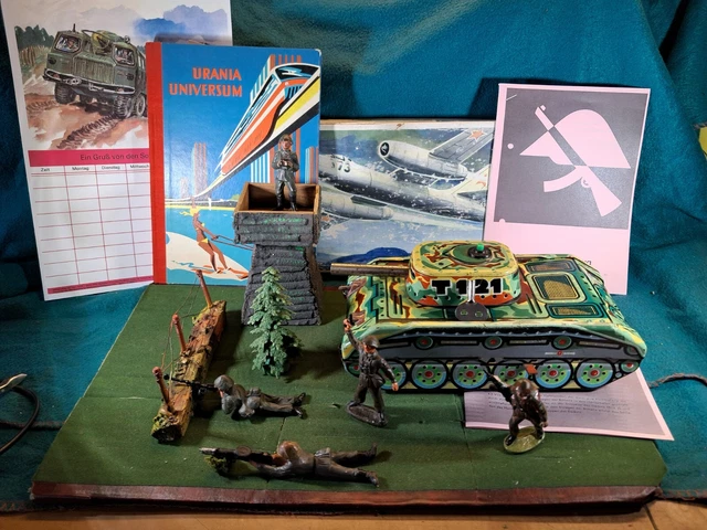 DDR-MILITÄR SPIELZEUG SOLDATEN PGH Effelder+Blechpanzer T121 CSSR ...