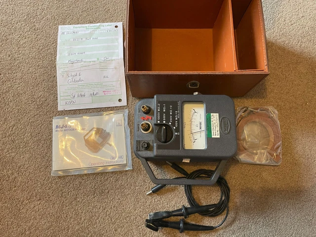 MEGGER MAJOR MJ4/2 Hand Cranked Insulation Tester In Leather Case ...
