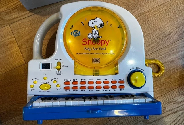 RARE 2007 TOYSR Us Exclusive Snoopy Sing CD Player & Keyboard New £185. ...