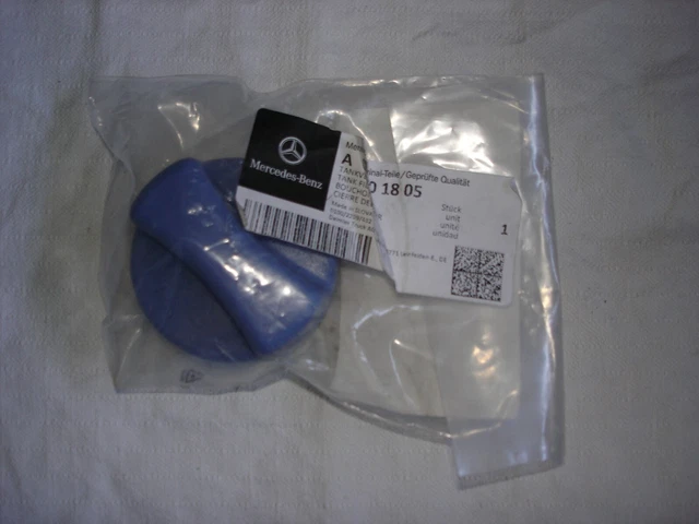 &NEW& GENUINE &MERCEDES Benz" (A0004701805) Actros Mp4 Ad - Blue Cap £9 ...