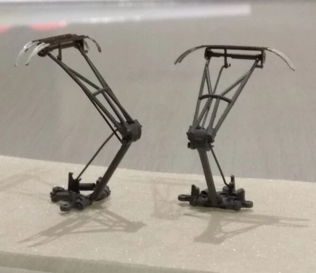 ROCO 2 NOUVEAUX pantographes fins HO am18 c 1500v cc6500 bb9300 bb7200 ...