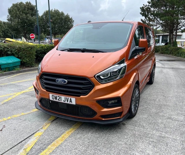 FORD TRANSIT CUSTOM Combi Van 2021 2.0 320 EcoBlue MSRT Crew 5dr Auto ...