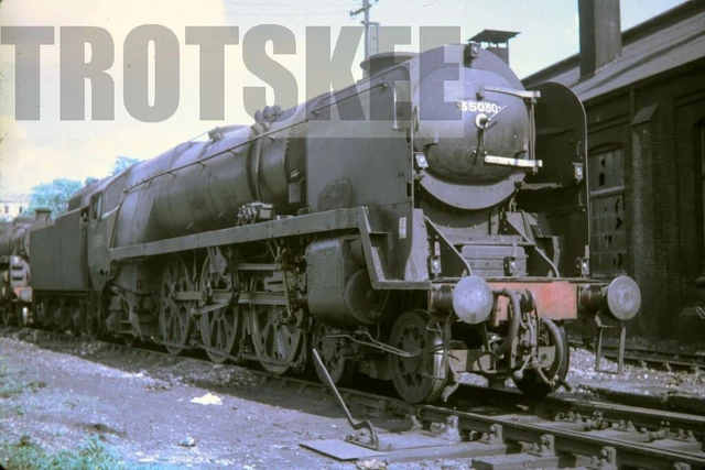 35MM SLIDE BR British Railways Steam Loco 35030 Class MN Basingstoke ...