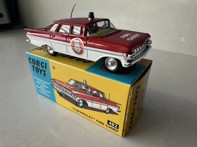CORGI 482 CHEVROLET Fire Chief Car - Corgi Model Club reissue - Mint ...
