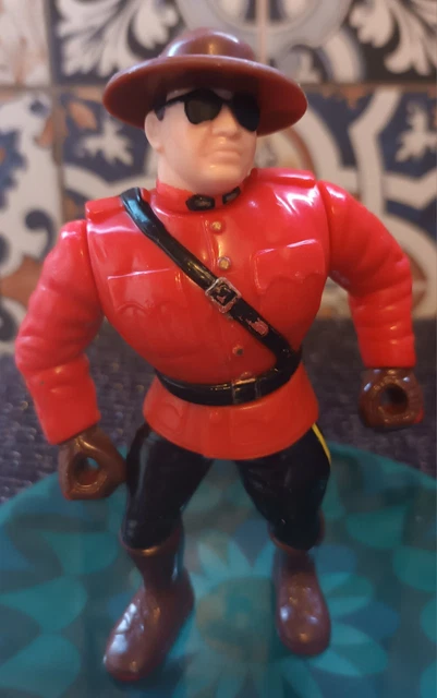 THE MOUNTIE ORIGINAL Hasbro WWF WWE Wrestling Action Man Figure Series ...