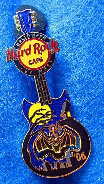 KEY WEST HRC HALLOWEEN VAMPIRE BAT GUITAR FULL MOON 2006 Hard Rock Cafe ...