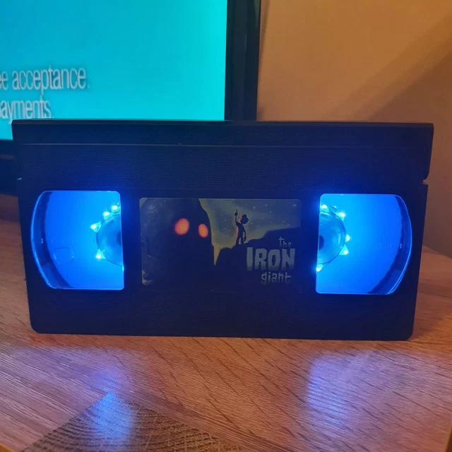 THE IRON GIANT LED VHS Video Tape Light Lamp Birthday Xmas Gift Ideas ...