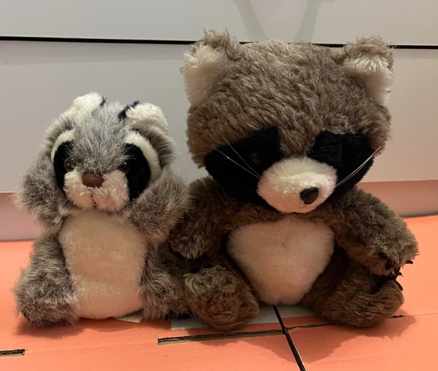 2X VINTAGE RACCOON 1980 Dakin Cp Heng Et A Feliciano Animal Soft Toy ...