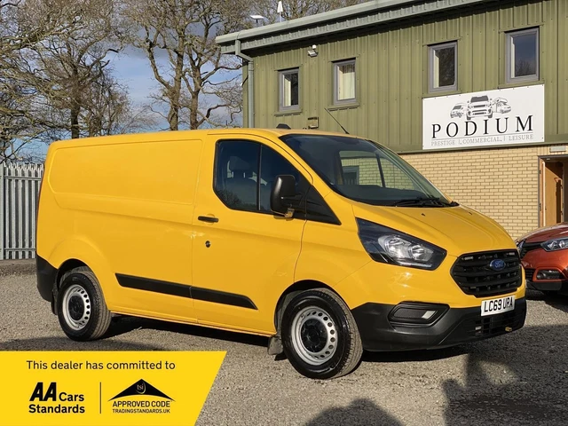 2020 FORD TRANSIT Custom 2.0 340 EcoBlue Leader L1 H1 Euro 6 (s/s) 5dr ...