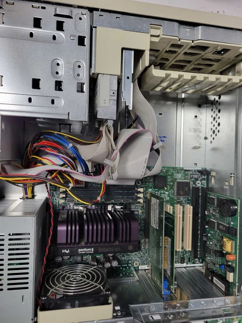 VINTAGE DELL DIMENSION XPS D300 PC PENTIUM II 133MHZ 32MB No HDD _ $31. ...