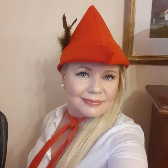 RED POINTED MEDIEVAL archer hat Robin Hood peasant fancy dress costume ...