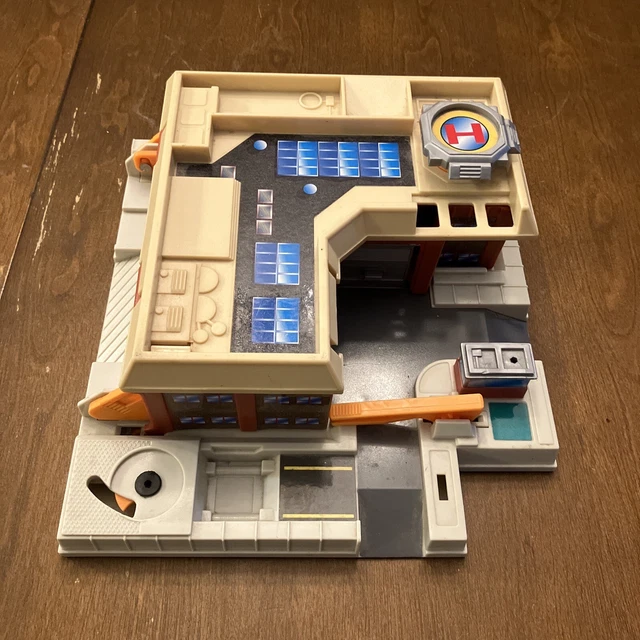 MICRO MACHINES FIRE Station Double Take Fire Truck Playset Galoob Vtg ...