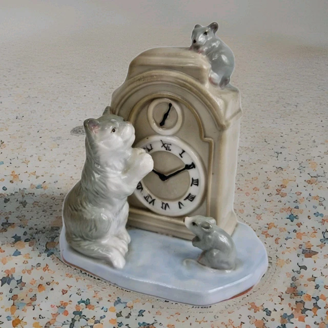 GREY CAT FIGURINE Tabby Cat with Mice and Clock Figure Pastel Colors ...